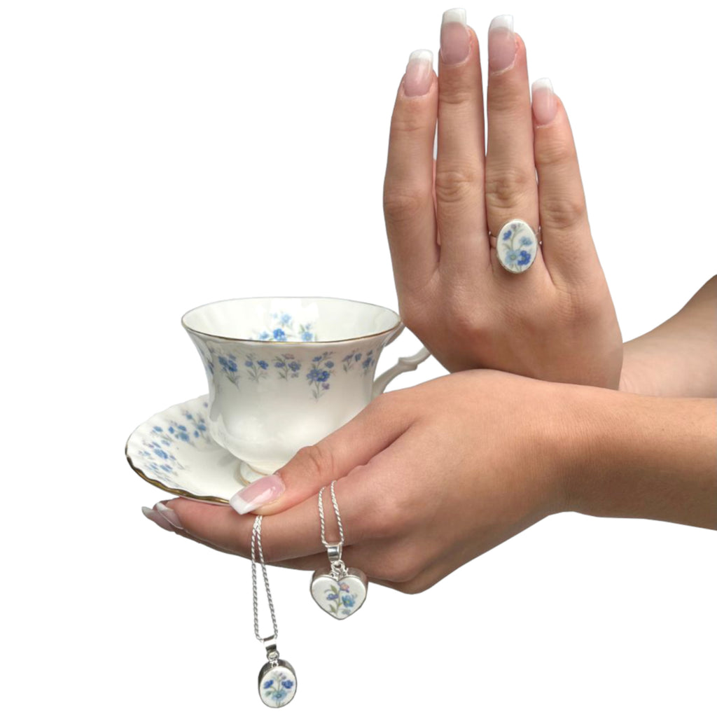 Royal Albert Forget Me Not China & Jewelry Gift | eclectiQuas